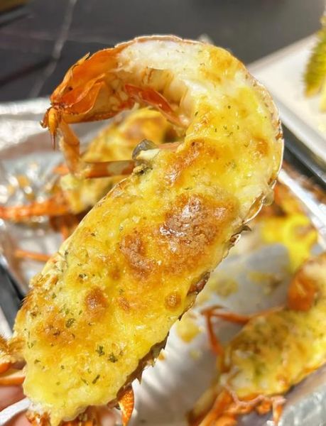 上汤芝士焗龙虾怎么做_芝士焗龙虾用什么芝士-第1张图片-山城妙识 上汤芝士焗龙虾怎么做_芝士焗龙虾用什么芝士-第1张图片-山城妙识