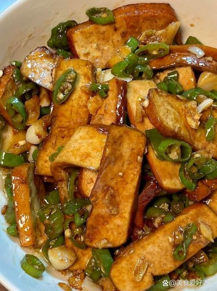 香干青椒怎么炒好吃_香干青椒做法窍门-第2张图片-山城妙识 香干青椒怎么炒好吃_香干青椒做法窍门-第2张图片-山城妙识