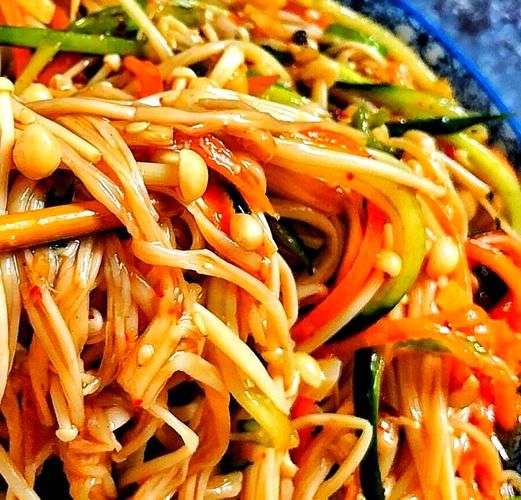 红油金针菇怎么做_家常做法窍门-第1张图片-山城妙识 红油金针菇怎么做_家常做法窍门-第1张图片-山城妙识