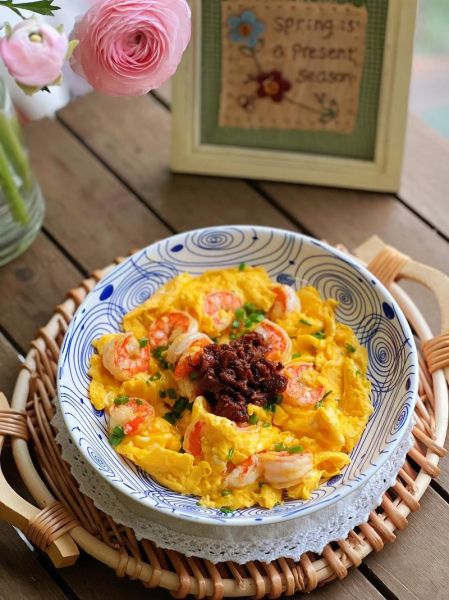 虾仁跑蛋怎么做_虾仁炒蛋嫩滑秘诀-第1张图片-山城妙识 虾仁跑蛋怎么做_虾仁炒蛋嫩滑秘诀-第1张图片-山城妙识