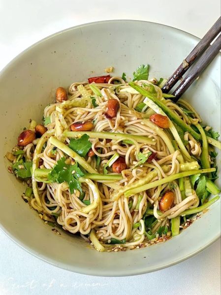 凉面条怎么做_夏天吃凉面会不会胖-第1张图片-山城妙识