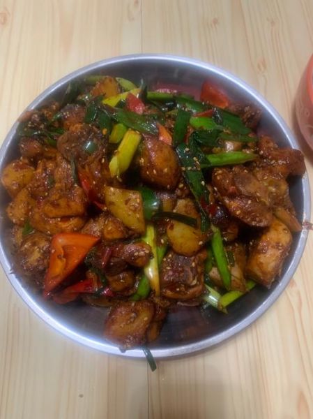 干锅啤酒鸡怎么做_干锅啤酒鸡的做法步骤-第1张图片-山城妙识