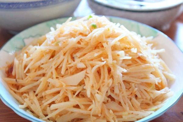 孜然土豆丝怎么炒才脆_孜然土豆丝要不要焯水-第3张图片-山城妙识 孜然土豆丝怎么炒才脆_孜然土豆丝要不要焯水-第3张图片-山城妙识