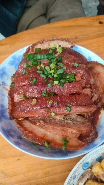 扣肉怎么做才不腻_扣肉的做法大全图解-第3张图片-山城妙识 扣肉怎么做才不腻_扣肉的做法大全图解-第3张图片-山城妙识