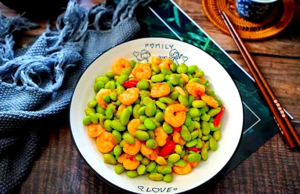 虾仁炒毛豆怎么做_虾仁炒毛豆焯水吗-第1张图片-山城妙识