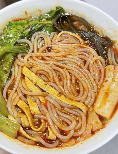 麻辣米线怎么做_家庭版麻辣米线做法-第2张图片-山城妙识