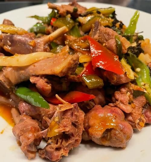 家常爆炒鸭子怎么做_爆炒鸭子先焯水还是直接炒-第2张图片-山城妙识