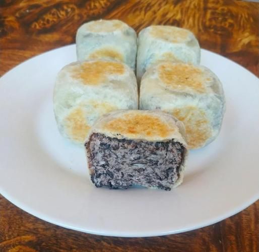 黑米面饼怎么做好吃_黑米面饼的做法大全-第1张图片-山城妙识
