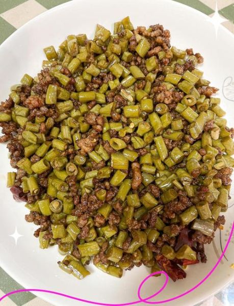 肉末豇豆怎么炒好吃_肉末豇豆要不要焯水-第3张图片-山城妙识