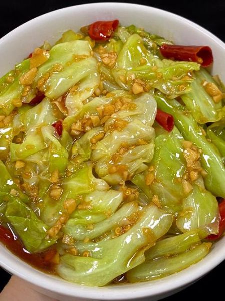 手撕包菜怎么做才脆_川菜手撕包菜的做法窍门-第1张图片-山城妙识 手撕包菜怎么做才脆_川菜手撕包菜的做法窍门-第1张图片-山城妙识