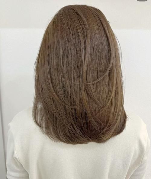 亚麻色适合什么肤色_亚麻色掉色后是什么颜色-第2张图片-山城妙识 亚麻色适合什么肤色_亚麻色掉色后是什么颜色-第2张图片-山城妙识