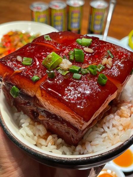 浙菜有什么特色_东坡肉正宗做法-第1张图片-山城妙识