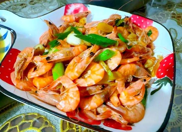 小海虾怎么爆炒_小海虾爆炒几分钟才熟-第3张图片-山城妙识 小海虾怎么爆炒_小海虾爆炒几分钟才熟-第3张图片-山城妙识