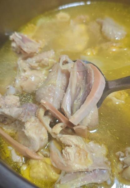 墨鱼炖鸡的禁忌_什么人不能吃-第3张图片-山城妙识