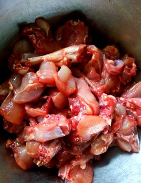 怎样炖家常兔子肉好吃_兔子肉怎么炖不柴-第1张图片-山城妙识