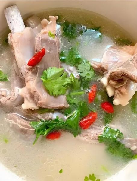 羊排怎么炖好吃又简单易学_羊排炖多久才软烂-第1张图片-山城妙识 羊排怎么炖好吃又简单易学_羊排炖多久才软烂-第1张图片-山城妙识