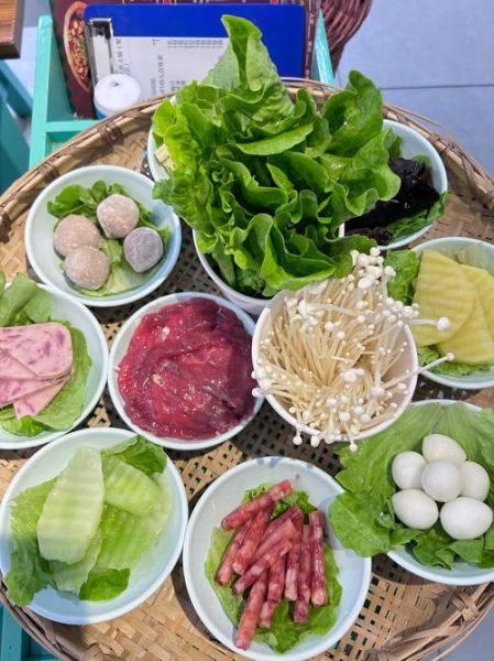 火锅配菜有哪些_火锅配菜怎么选-第1张图片-山城妙识 火锅配菜有哪些_火锅配菜怎么选-第1张图片-山城妙识