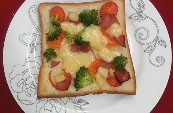 土司披萨怎么做_土司披萨烤箱温度多少-第2张图片-山城妙识 土司披萨怎么做_土司披萨烤箱温度多少-第2张图片-山城妙识