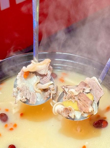 正宗大锅全羊汤的做法_家庭版全羊汤怎么炖-第3张图片-山城妙识 正宗大锅全羊汤的做法_家庭版全羊汤怎么炖-第3张图片-山城妙识