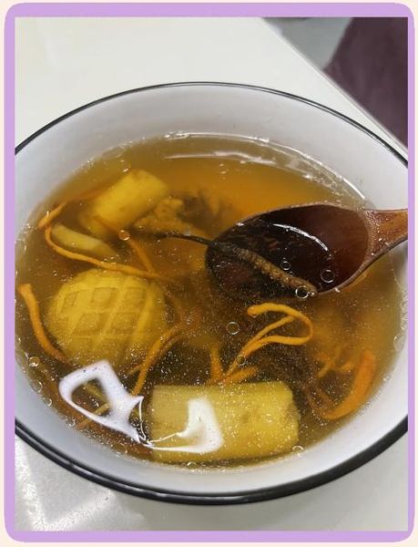 鲍鱼煲汤的家常做法_鲍鱼煲汤用什么配料-第2张图片-山城妙识 鲍鱼煲汤的家常做法_鲍鱼煲汤用什么配料-第2张图片-山城妙识