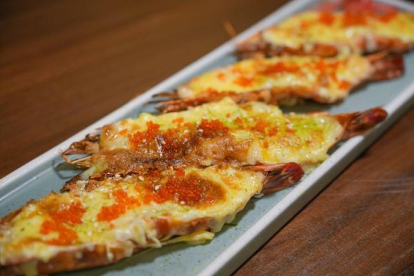 芝士焗虾怎么做_芝士焗虾用哪种芝士-第1张图片-山城妙识 芝士焗虾怎么做_芝士焗虾用哪种芝士-第1张图片-山城妙识