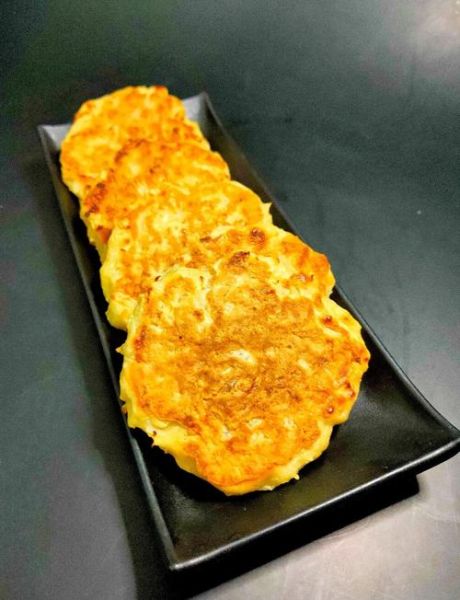 路边摊炸萝卜丝饼怎么做_炸萝卜丝饼酥脆秘诀-第1张图片-山城妙识 路边摊炸萝卜丝饼怎么做_炸萝卜丝饼酥脆秘诀-第1张图片-山城妙识