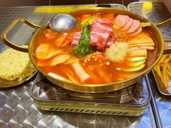 韩餐大全带图片和做法_怎么做正宗韩餐-第1张图片-山城妙识 韩餐大全带图片和做法_怎么做正宗韩餐-第1张图片-山城妙识