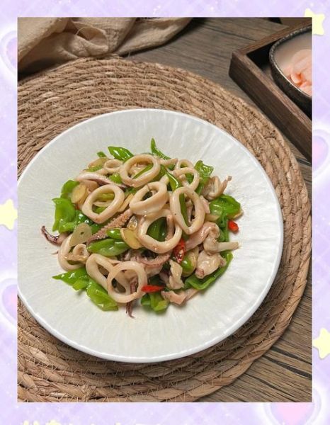 鱿鱼炒青椒怎么做_鱿鱼炒青椒的家常做法-第1张图片-山城妙识 鱿鱼炒青椒怎么做_鱿鱼炒青椒的家常做法-第1张图片-山城妙识