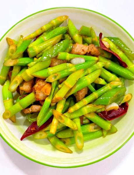 青笋怎么炒好吃_青笋的做法大全家常炒菜-第2张图片-山城妙识 青笋怎么炒好吃_青笋的做法大全家常炒菜-第2张图片-山城妙识