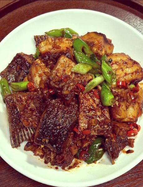 鱼干怎么做好吃_鱼干最简单的家常做法-第1张图片-山城妙识