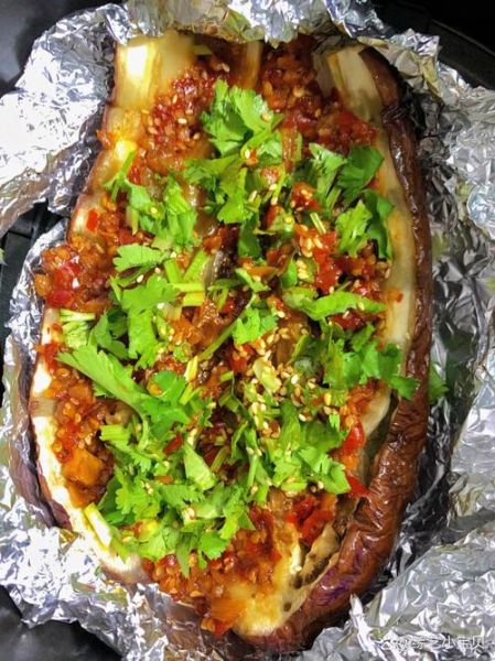 锡纸烤茄子怎么做_锡纸烤茄子要烤多久-第2张图片-山城妙识 锡纸烤茄子怎么做_锡纸烤茄子要烤多久-第2张图片-山城妙识