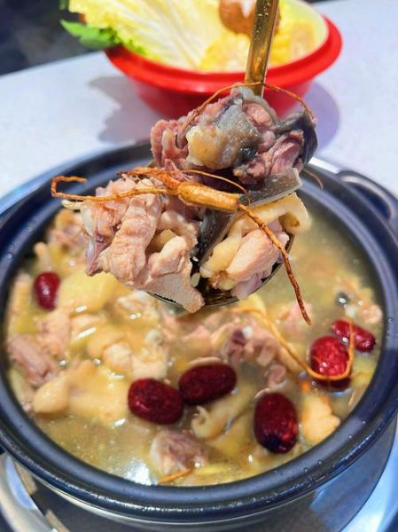 炖甲鱼汤要什么配料_甲鱼汤做法-第3张图片-山城妙识 炖甲鱼汤要什么配料_甲鱼汤做法-第3张图片-山城妙识