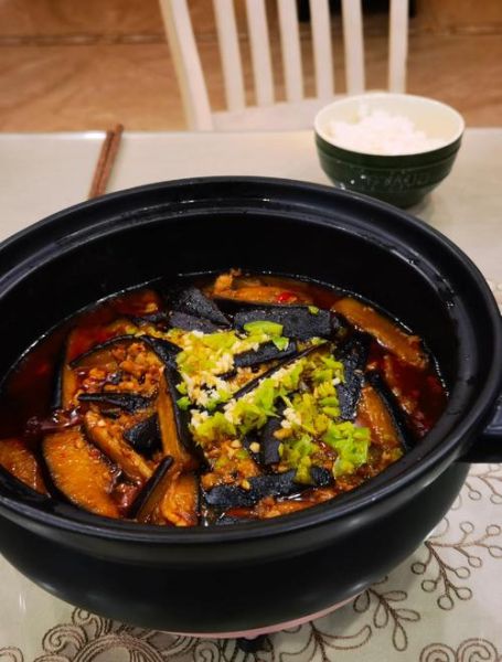 鱼香茄子煲怎么做_广东家常版步骤-第3张图片-山城妙识 鱼香茄子煲怎么做_广东家常版步骤-第3张图片-山城妙识