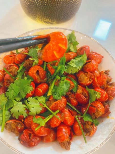 麻辣龙虾尾怎么做_麻辣龙虾尾做法窍门-第3张图片-山城妙识