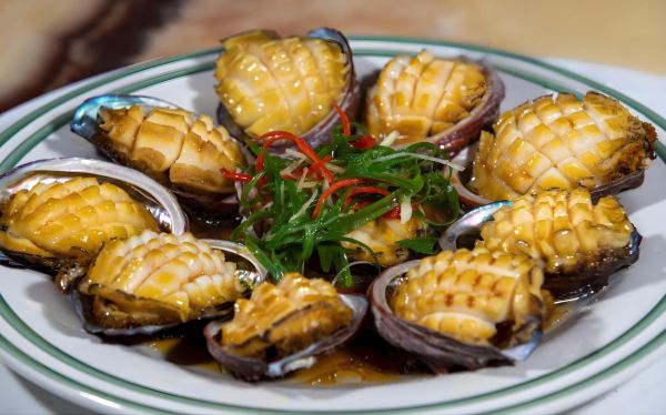 鲜活鲍鱼怎么做好吃_清蒸鲍鱼的做法步骤-第1张图片-山城妙识 鲜活鲍鱼怎么做好吃_清蒸鲍鱼的做法步骤-第1张图片-山城妙识