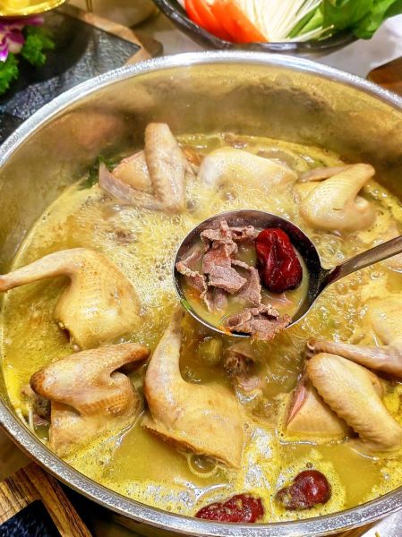 鸽子炖什么汤最营养_鸽子汤放什么食材好-第3张图片-山城妙识 鸽子炖什么汤最营养_鸽子汤放什么食材好-第3张图片-山城妙识