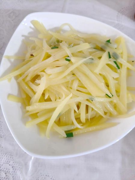 土豆丝怎么炒才脆_家常土豆丝做法大全-第3张图片-山城妙识 土豆丝怎么炒才脆_家常土豆丝做法大全-第3张图片-山城妙识