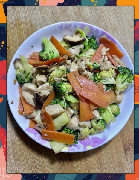 西兰花炒鸡胸肉怎么做_鸡胸肉炒多久才嫩-第1张图片-山城妙识 西兰花炒鸡胸肉怎么做_鸡胸肉炒多久才嫩-第1张图片-山城妙识