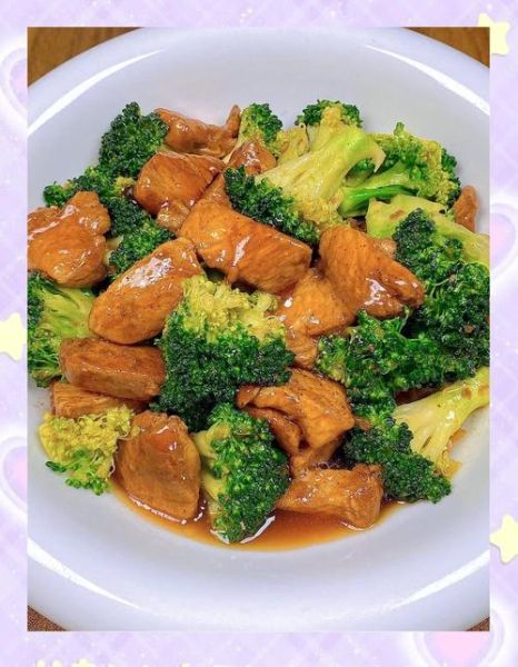 西兰花炒鸡胸肉怎么做_鸡胸肉炒多久才嫩-第2张图片-山城妙识 西兰花炒鸡胸肉怎么做_鸡胸肉炒多久才嫩-第2张图片-山城妙识