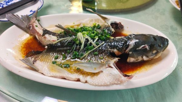 鲩鱼的营养价值与功效_鲩鱼怎么吃最养肝-第2张图片-山城妙识