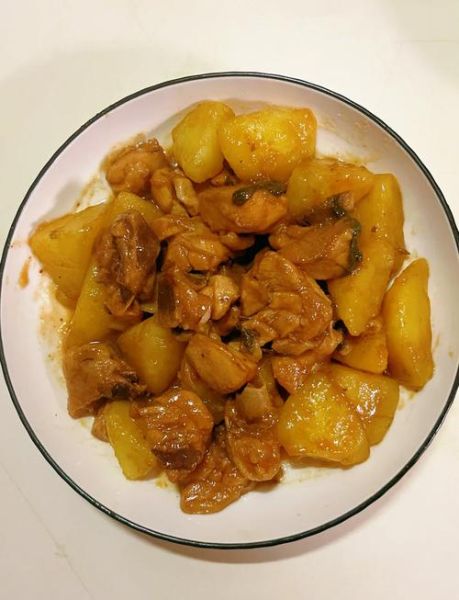 鸡子和土豆怎么炖好吃_家常做法步骤-第1张图片-山城妙识 鸡子和土豆怎么炖好吃_家常做法步骤-第1张图片-山城妙识