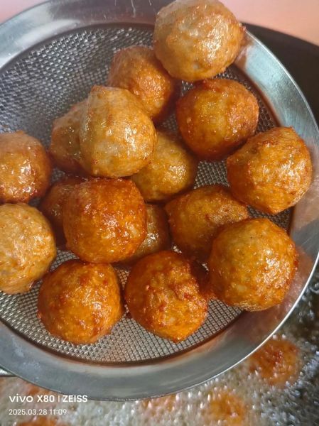 肉丸子怎么炸才酥脆_家常炸丸子做法-第2张图片-山城妙识 肉丸子怎么炸才酥脆_家常炸丸子做法-第2张图片-山城妙识