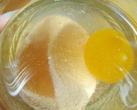 醋蛋液祛斑的做法_醋蛋液祛斑多久见效-第2张图片-山城妙识