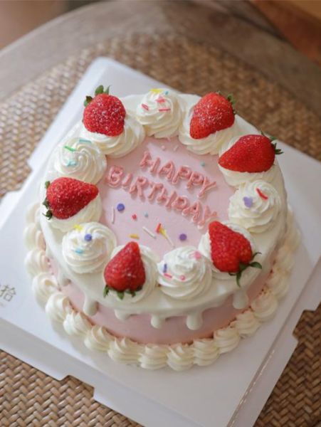 草莓奶油蛋糕好吃吗_口感怎么样-第3张图片-山城妙识