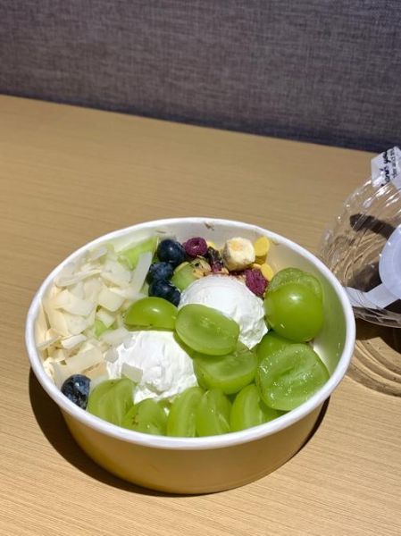 9元自助酸奶捞加盟多少钱_适合开在什么地方-第3张图片-山城妙识 9元自助酸奶捞加盟多少钱_适合开在什么地方-第3张图片-山城妙识