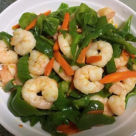 虾仁炒青椒怎么做_虾仁炒青椒需要焯水吗-第3张图片-山城妙识 虾仁炒青椒怎么做_虾仁炒青椒需要焯水吗-第3张图片-山城妙识