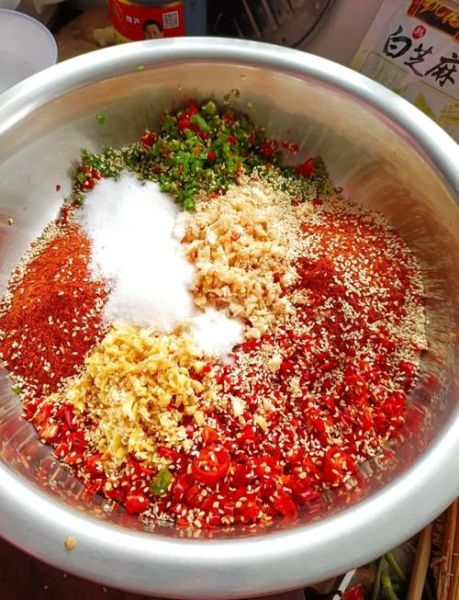 辣椒豆瓣酱怎么做_家庭自制豆瓣酱步骤-第1张图片-山城妙识 辣椒豆瓣酱怎么做_家庭自制豆瓣酱步骤-第1张图片-山城妙识