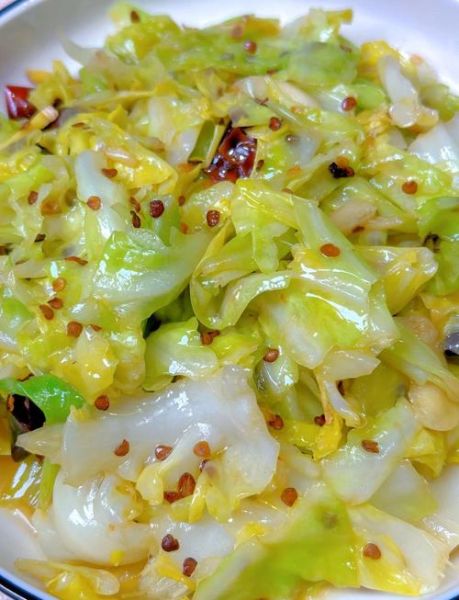 辣炒圆白菜怎么做_辣炒圆白菜热量高吗-第1张图片-山城妙识