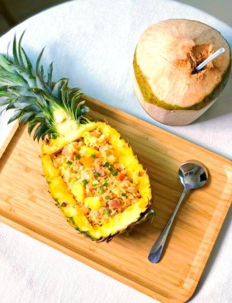 菠萝炒饭怎么做才正宗_正宗菠萝炒饭用什么菠萝-第1张图片-山城妙识 菠萝炒饭怎么做才正宗_正宗菠萝炒饭用什么菠萝-第1张图片-山城妙识