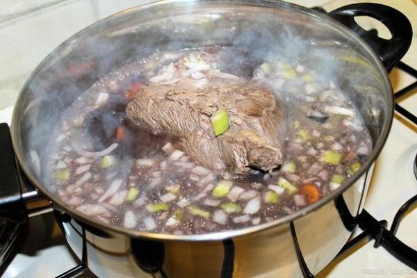 高压锅炖牛肉怎么炖才烂_高压锅炖牛肉需要多长时间-第2张图片-山城妙识 高压锅炖牛肉怎么炖才烂_高压锅炖牛肉需要多长时间-第2张图片-山城妙识